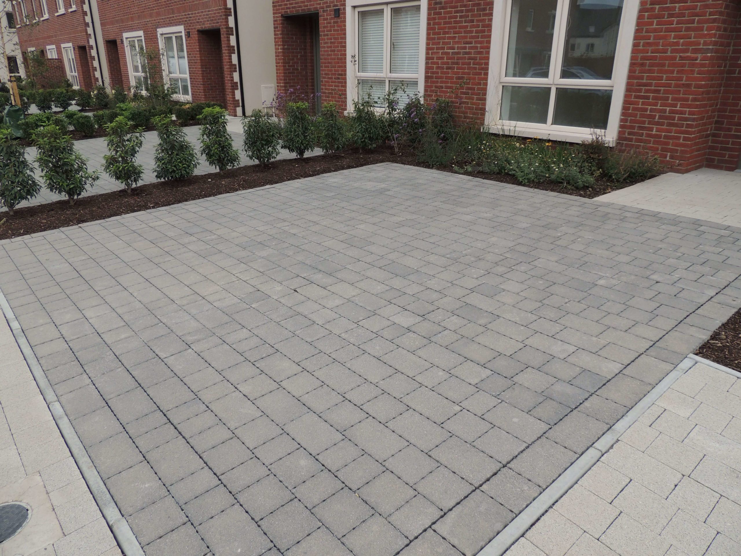 Shackleton, Lucan, Dublin 22 - Paving and Walling - Kilsaran